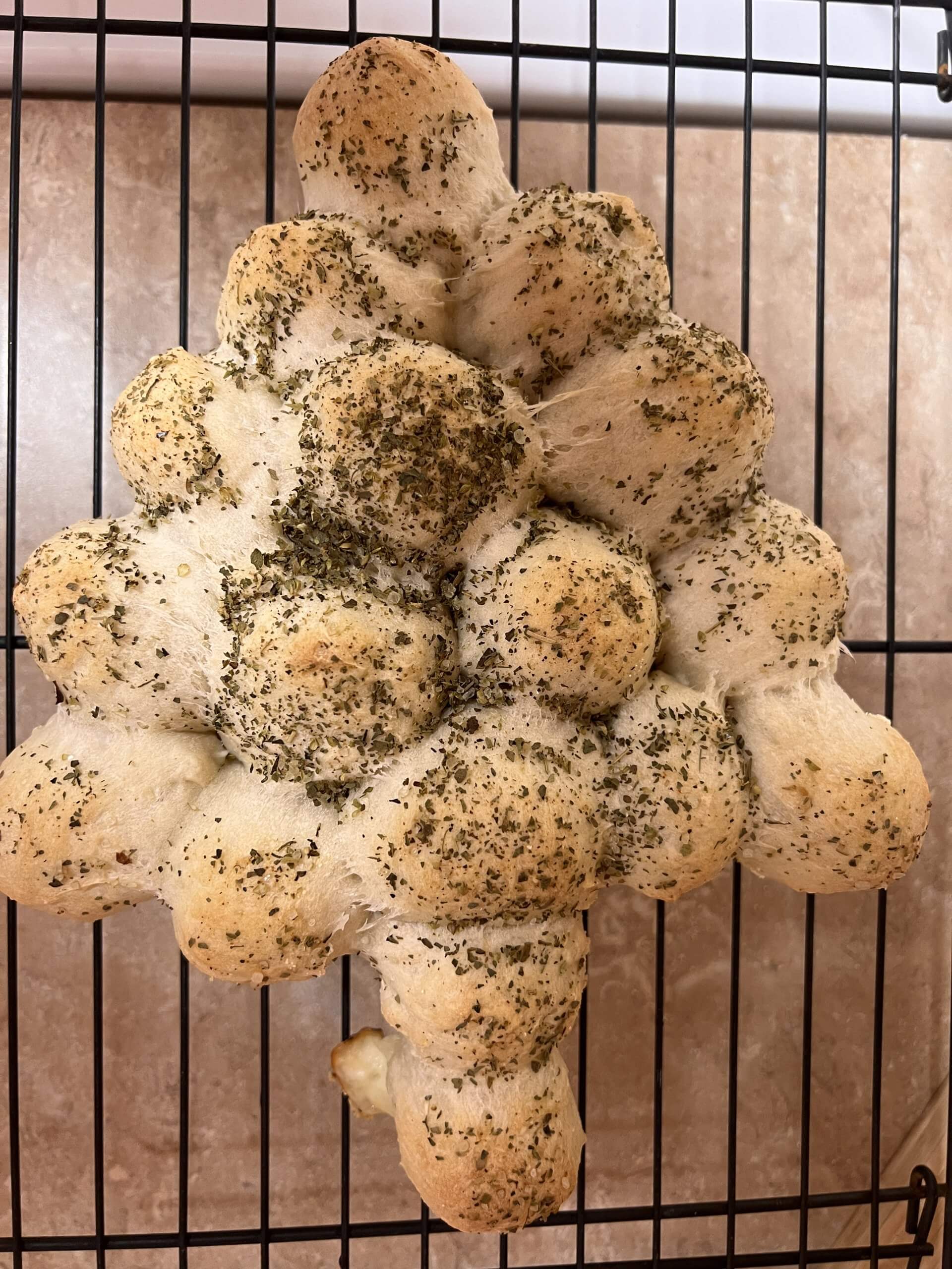 Delectable Cheesy Tree Bread - Free Recipe from Bucket of Bread!